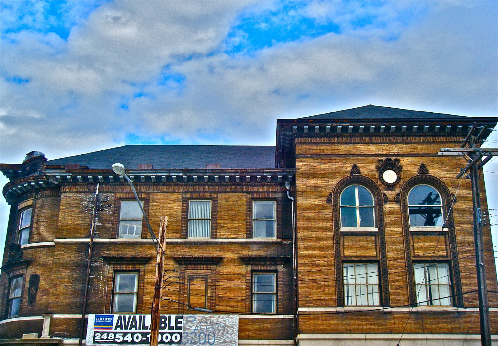 Beauty is all Around us: From the slums of Detroit MI...