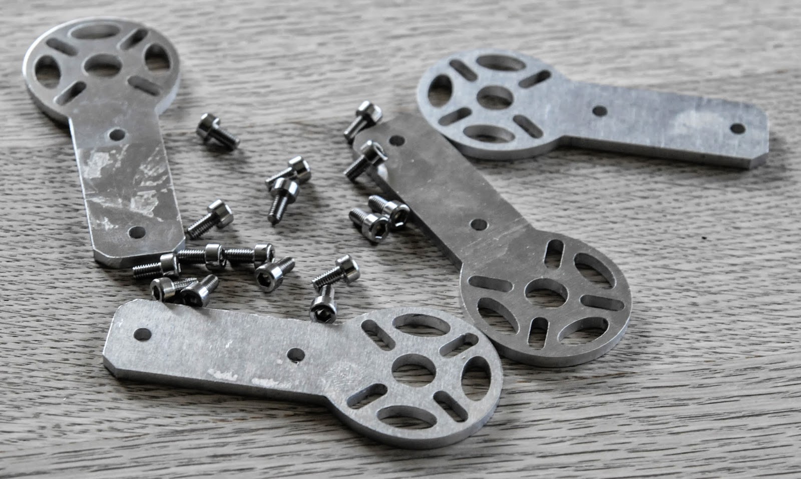 Multi-rotors: Hobbyking H4 Quadcopter motor mount repair