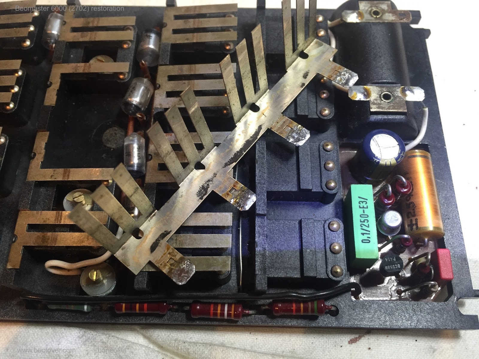 beolover: Beomaster 6000 (2702) restoration: restoring the Commander - remote controller