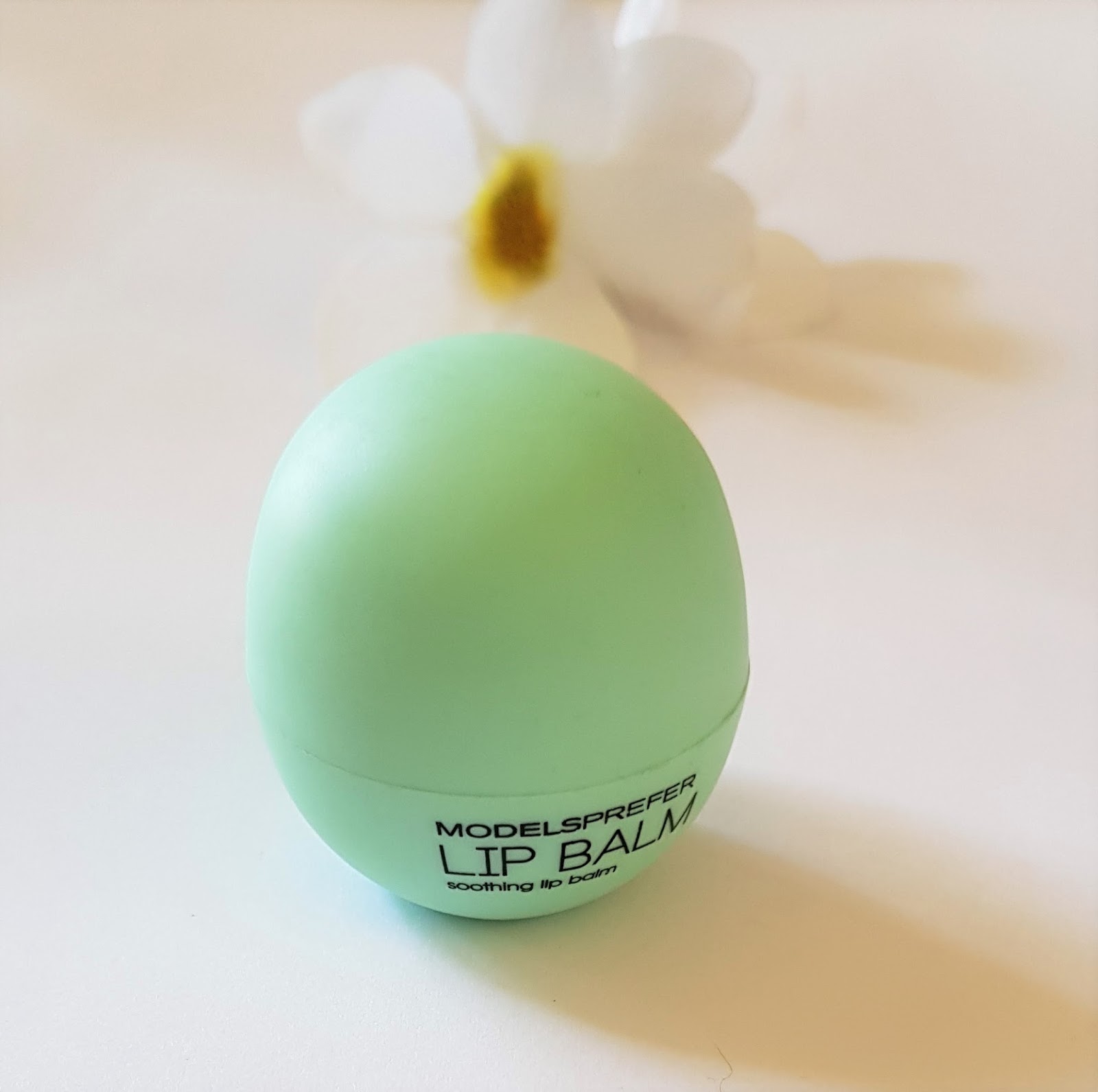 The Lip Balm Encyclopaedia: Models Prefer Creme Caramel Soothing Lip Balm