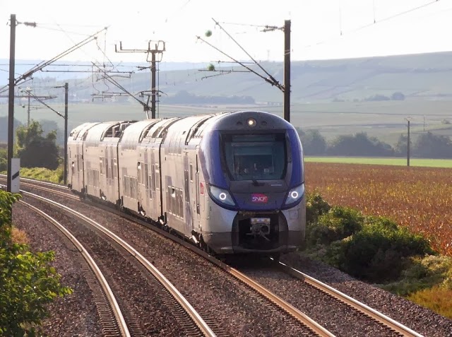 CRÓNICA FERROVIARIA: FRANCIA: SNCF COMPRA 30 TRENES ELÉCTRICOS ...