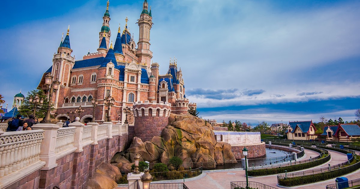 Enchanted Angles of the Castle