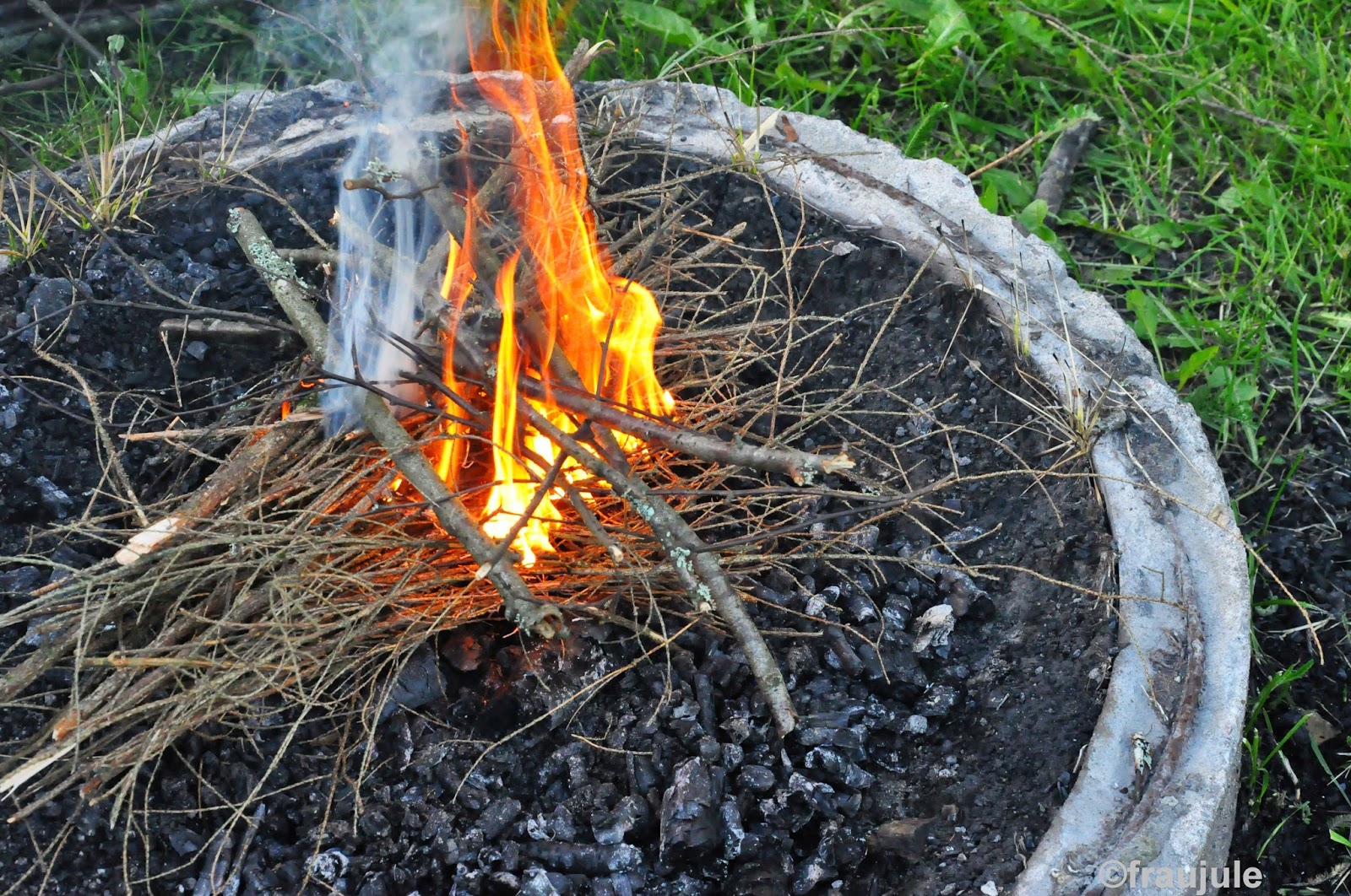 DIY- or die!: Ich weiß, wie man Feuer macht