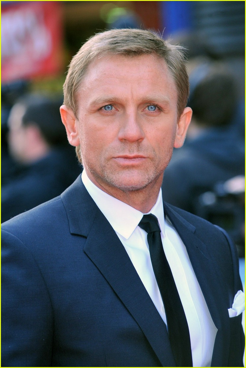 rosen-so-rot: Daniel Craig