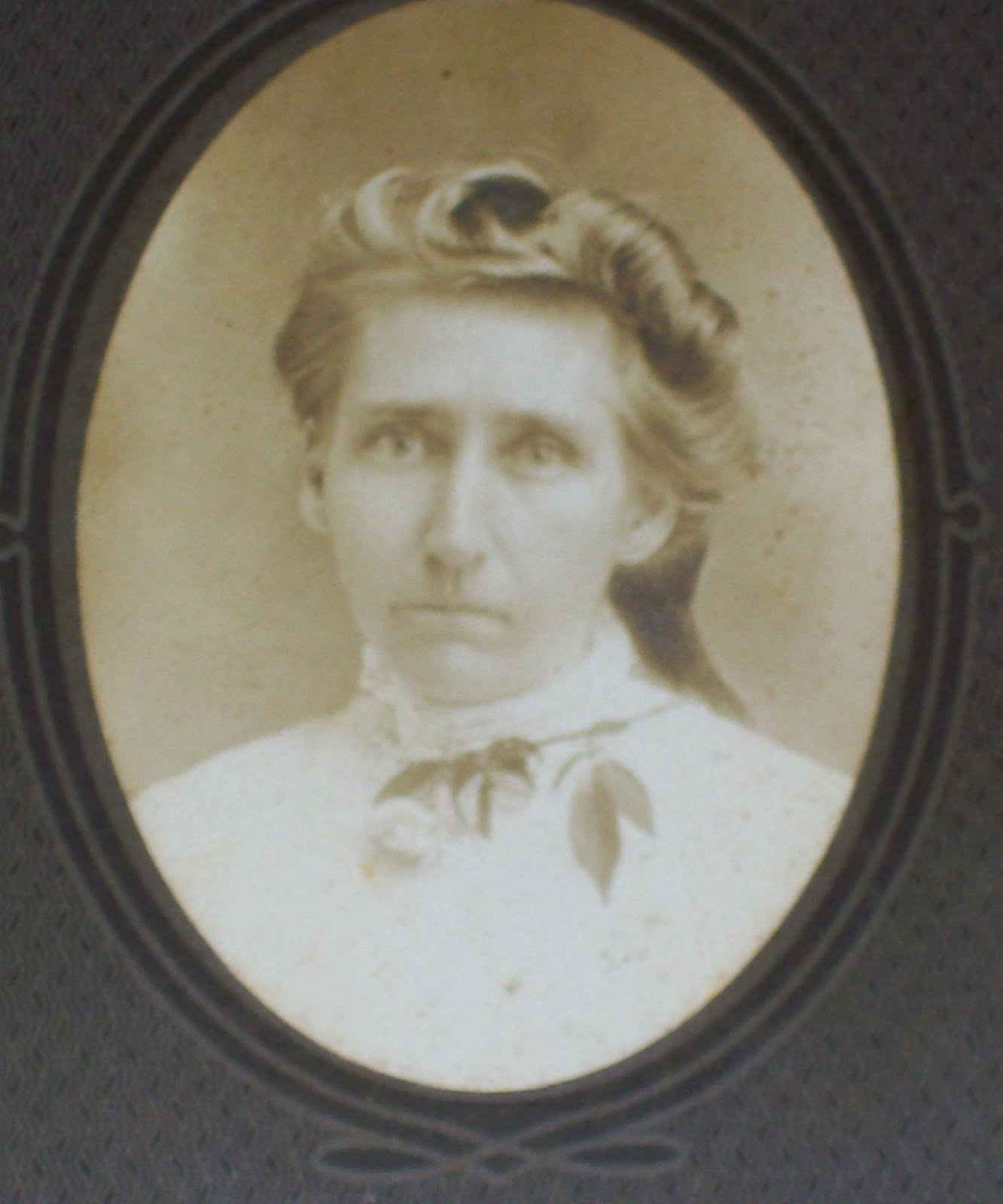 Living in the Past: Mary Lee Queen