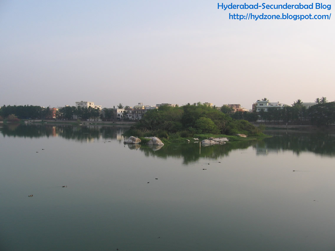 Hyderabad - Secunderabad Blog: The Safilguda Lake - Mini Tank Bund