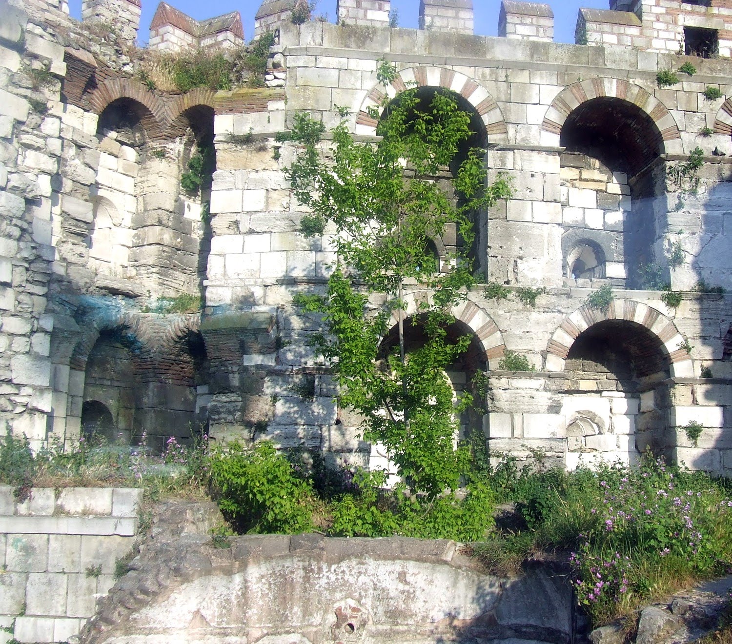 always painting: Ancient Roman walls around the city