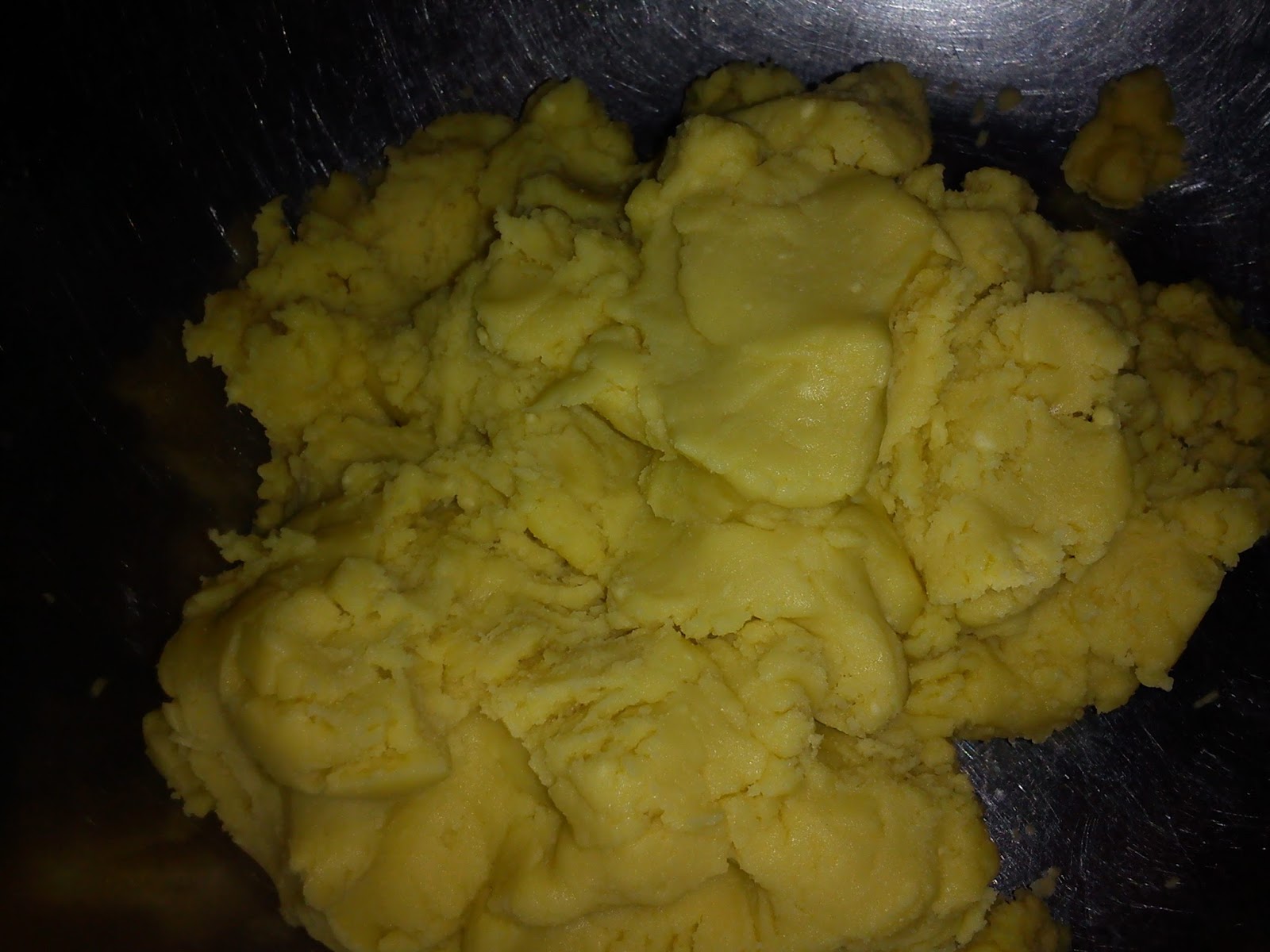 Cooking Pleasure: CNY 2018 - RUB-IN METHOD CHEESY PINEAPPLE BALLS