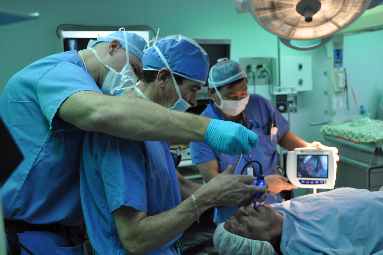 CAMTA Mission 2012: Celebrating 10 years of Partnership: Glidescope ...