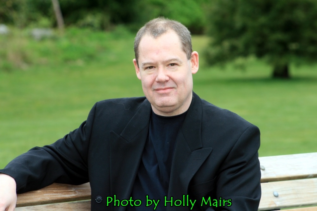 DA Kentner: The Readers' Writers: Award-winning author Michael Hiebert