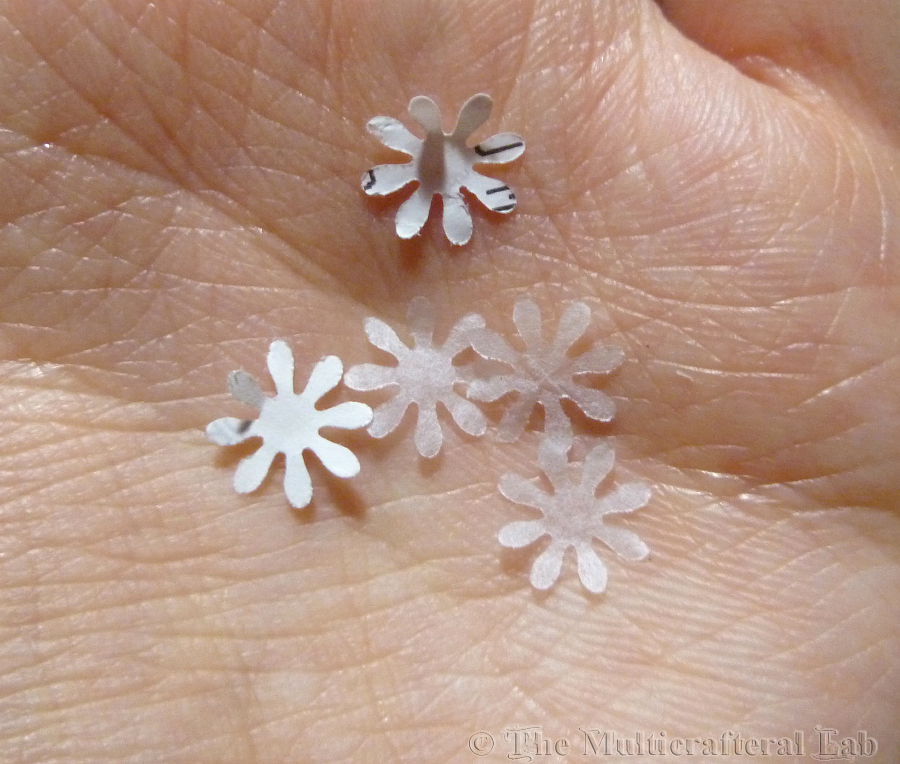 The Multicrafteral Lab: Miniature daisies/chrysanthemums tutorial
