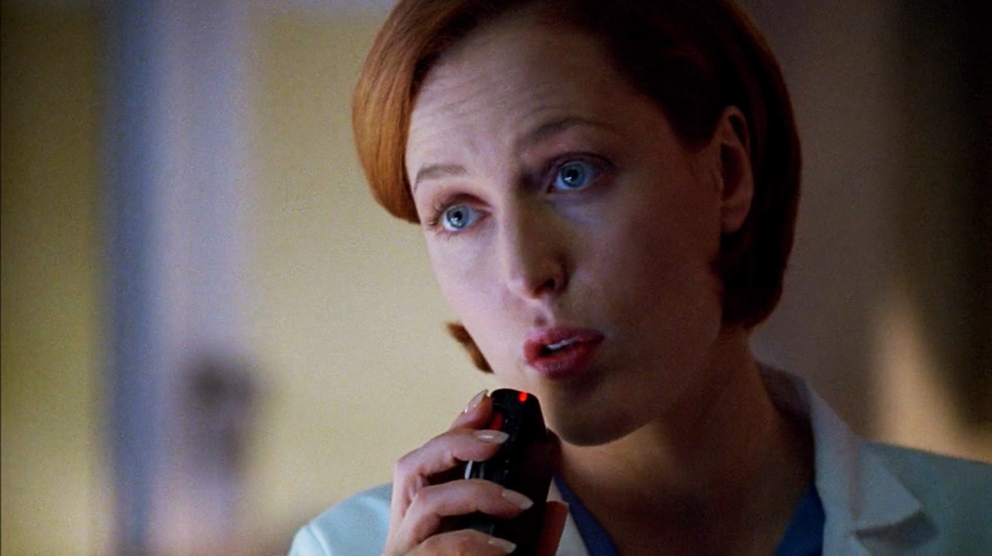 Doux Reviews: The X-Files: First Person Shooter