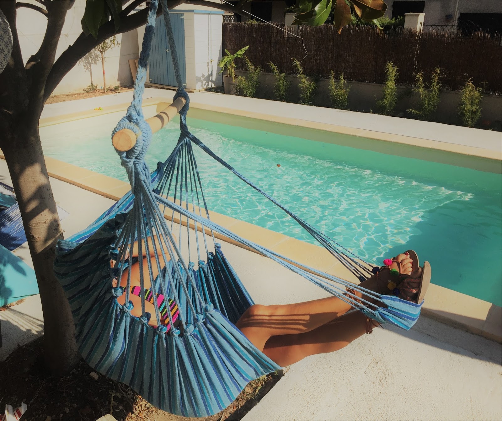 En mode farniente dans mon nouveau hamac ... - Initiales GG ...