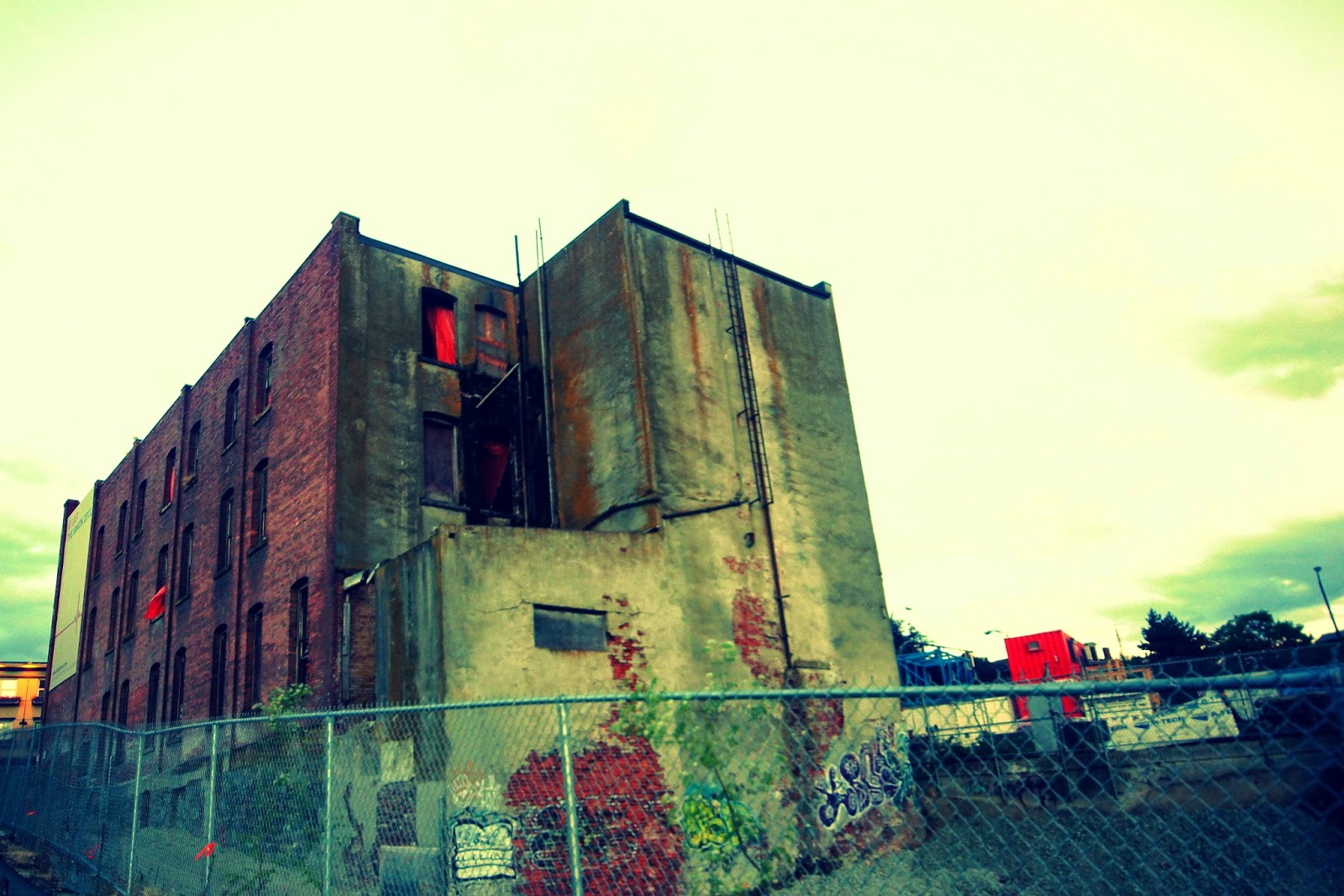 Victoria Daily Photo: June 2014