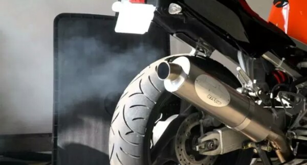 TIPS & TRIK AGAR ASAP MOTOR 2 TAK WANGI & TAK PEDIH DI MATA ~ RAYA MOTOR