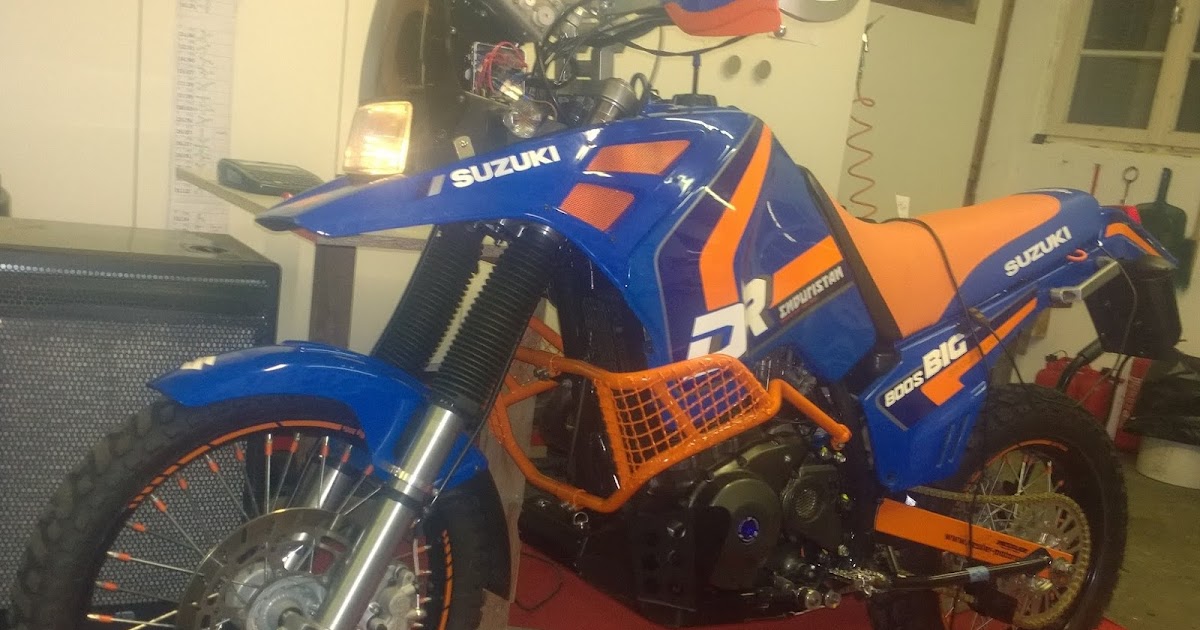Der SUZUKI DR RALLYE & DR CUSTOM BIKE BLOG: Eine schweizer Rallye-Beauty