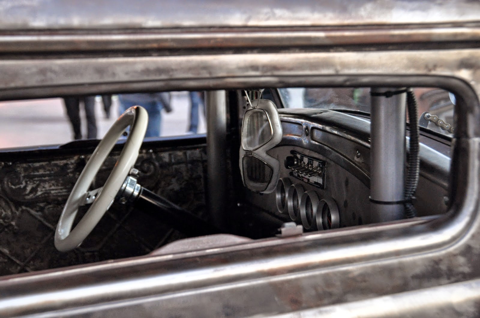 dWrenched - Kustom Kulture and Crazy Bikes: WELDERUP RODZ @ SEMA 2014