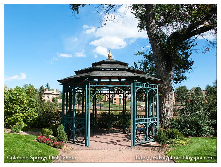 Colorado Springs Daily Photo: The Heritage Garden