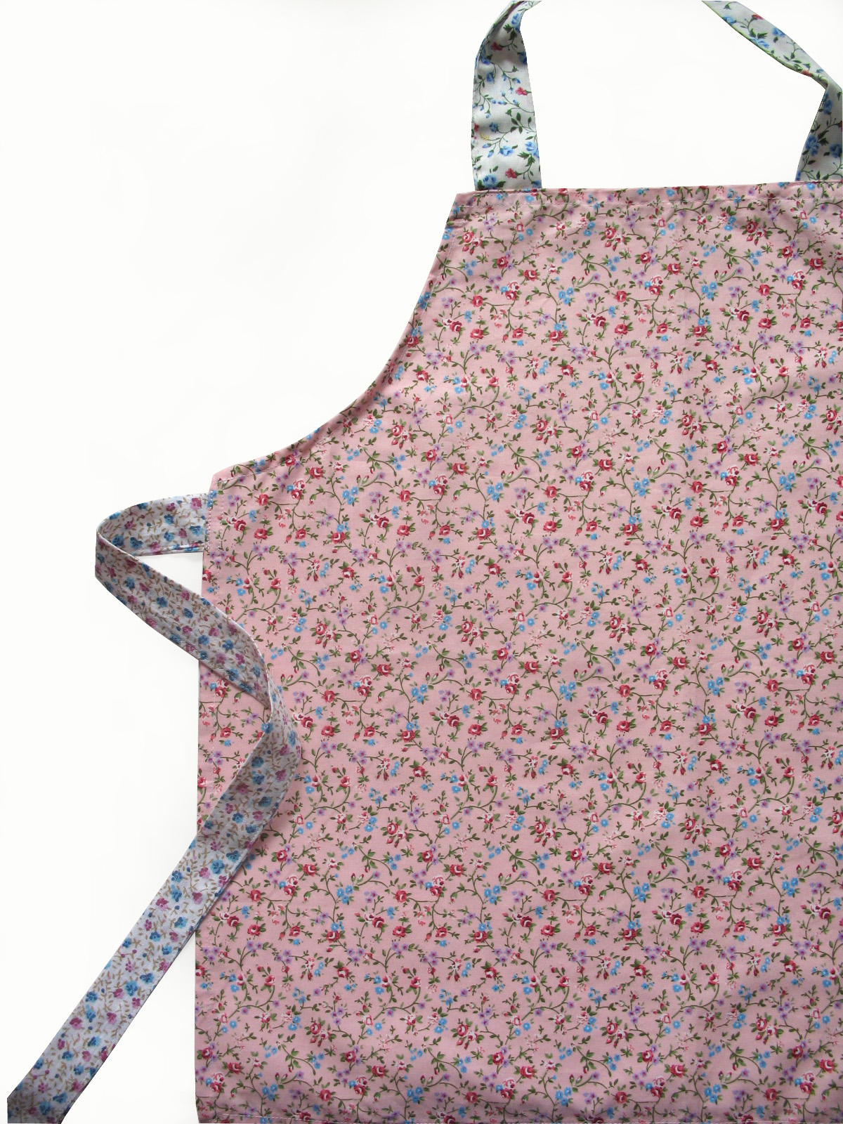 Merry-Go-Round Handmade: We have donated a girls apron to Australia's ...