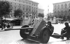 The 4,2 cm Pak 41 ~ Artilery weapon.