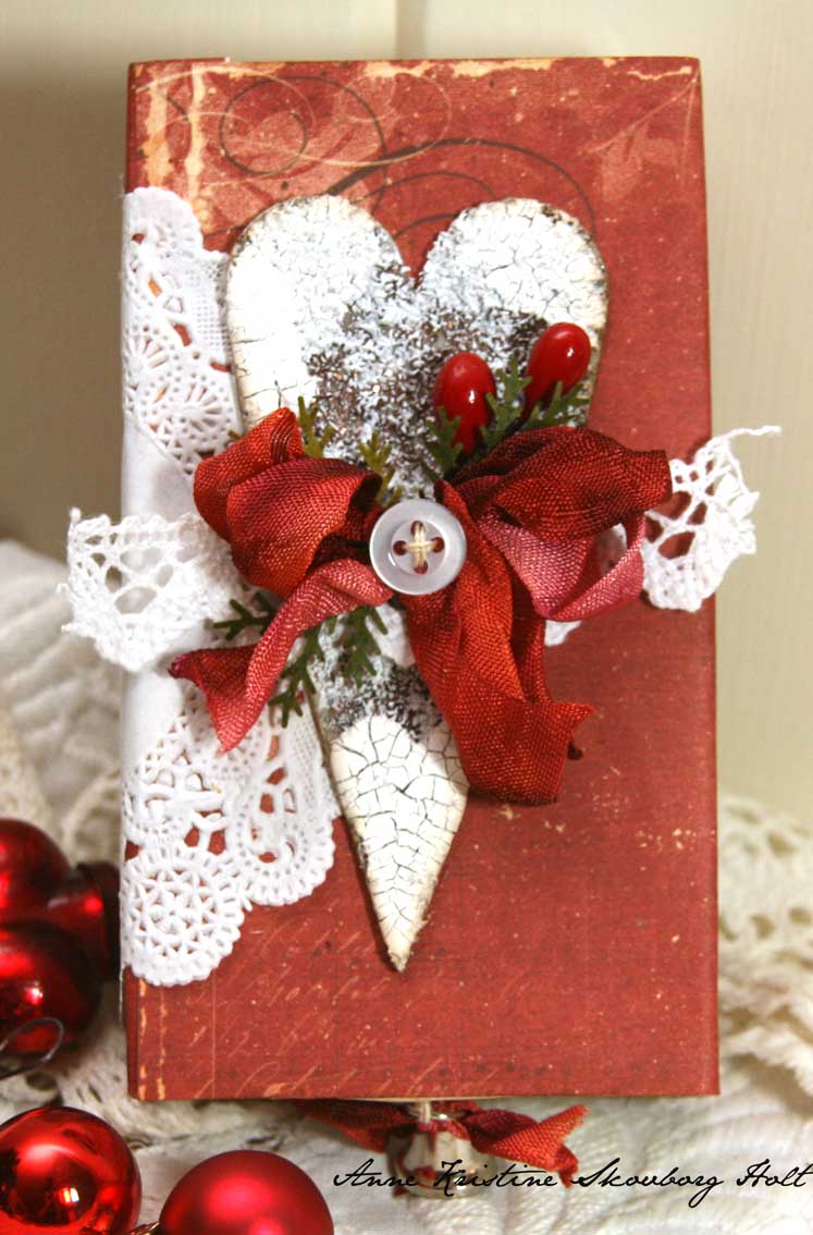 Wild Orchid Crafts: Christmas box.