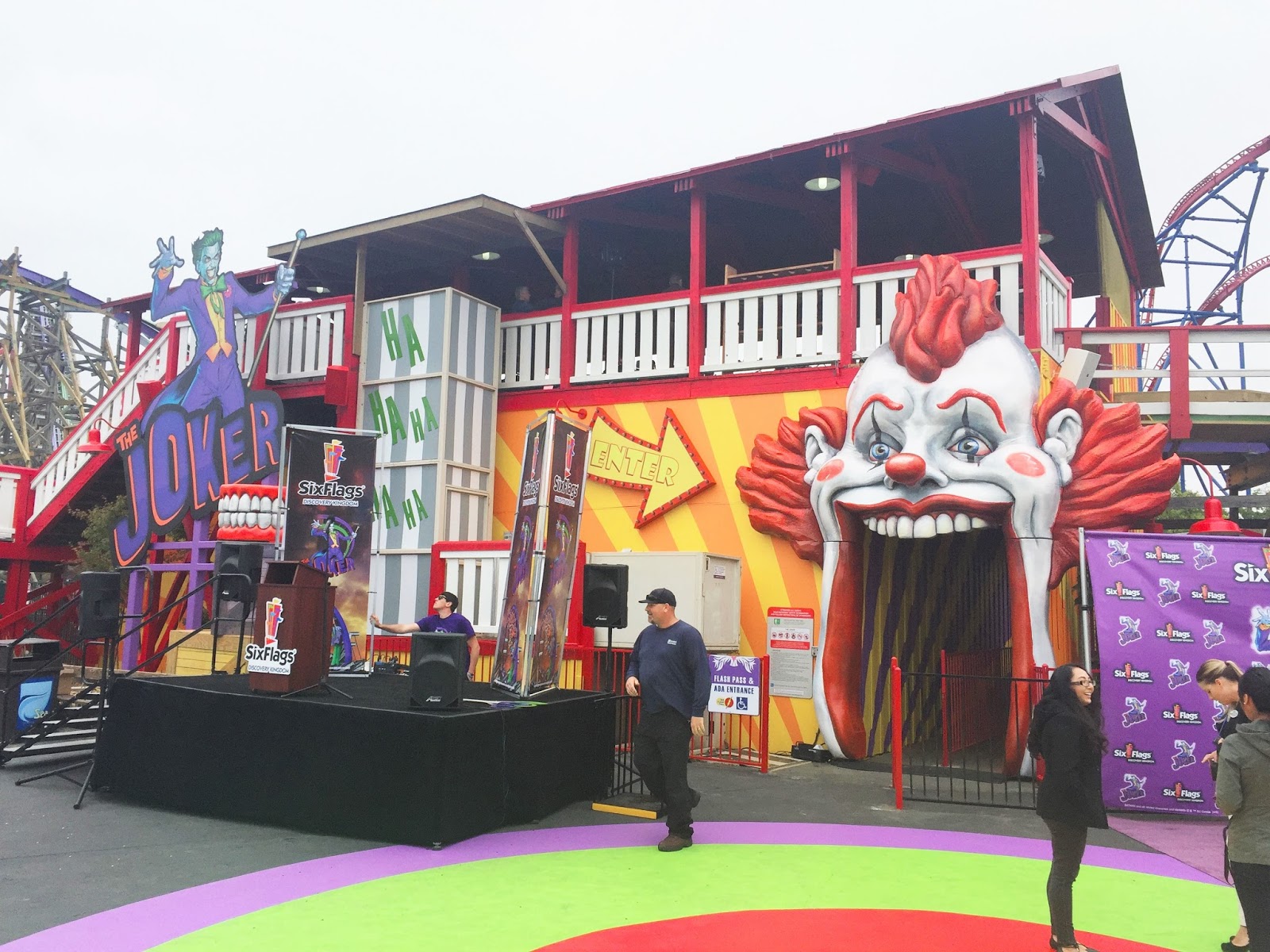 Ride Review of The Joker at Six Flags Discovery Kingdom with Photos ...