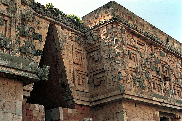 ACHAMAN GUAÑOC: Abriendo paso a través de los tiempos con imágenes--LOS ...
