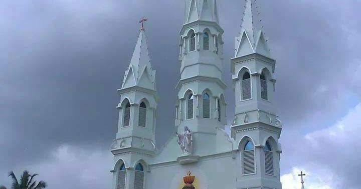 Tamilnadu Tourism: Sacred Heart Church, Kadayal, Kanyakumari