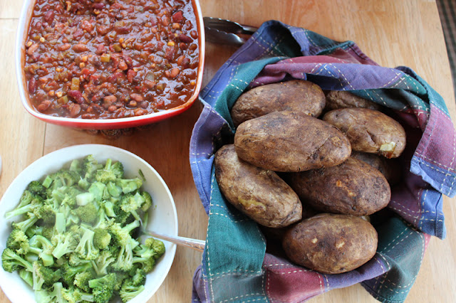 Vegan Eats and Treats!: Baked Potato Buffet Bar Party!