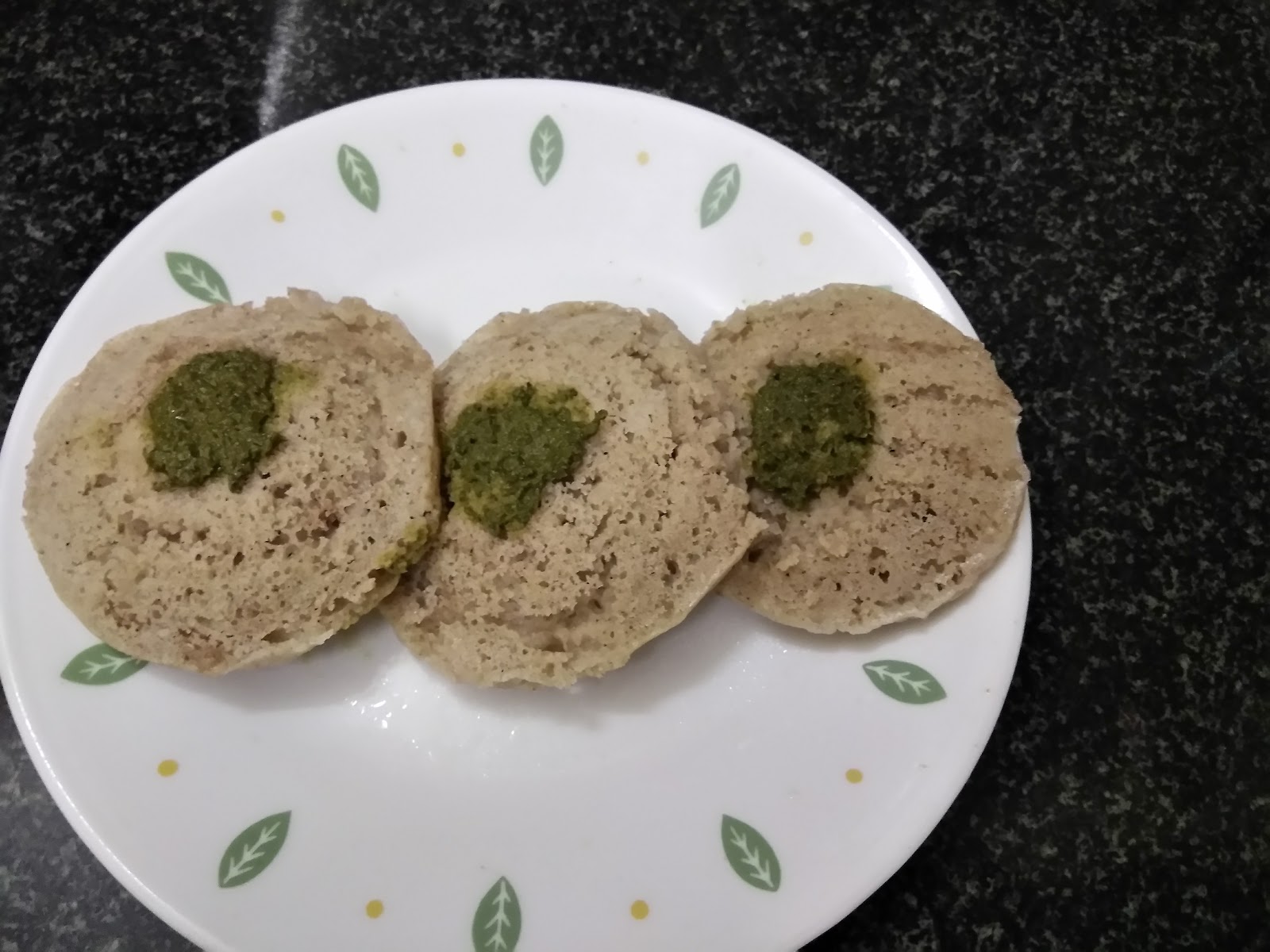 Easy Children Recipes: SINGHARA ATTA IDLI / CHESTNUT FLOUR IDLI