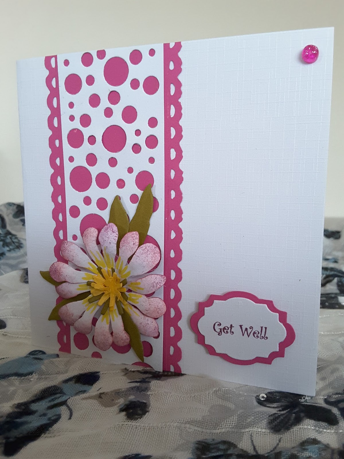 Focus on Papercraft: Clean and simple get well card using Sizzix dies