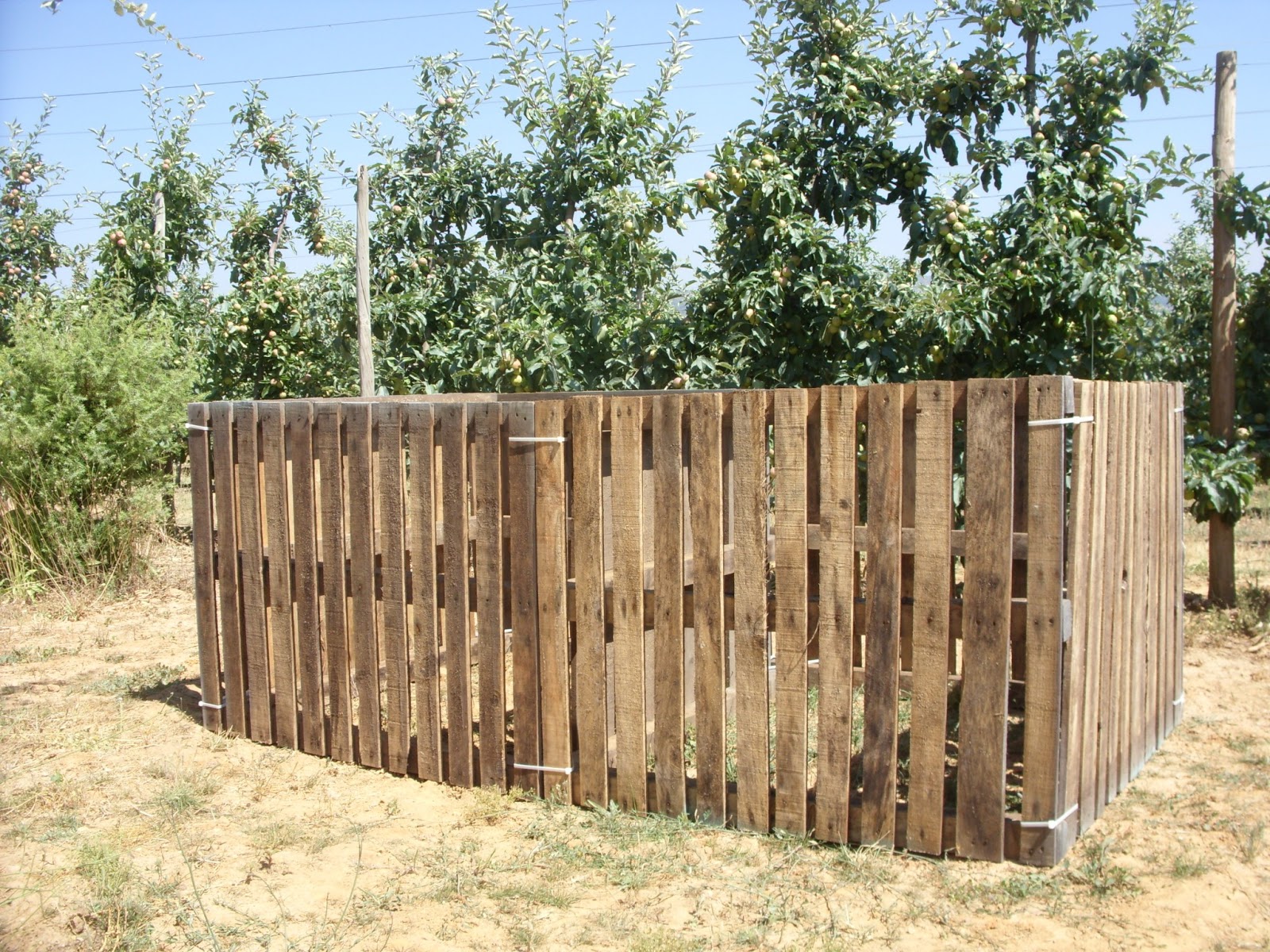 Jardim Autóctone: Novo compostor, para o meu jardim