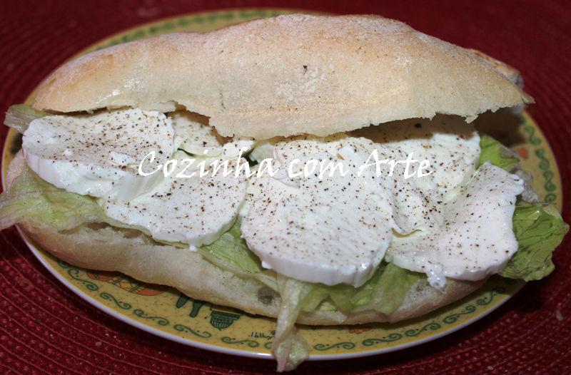 Cozinha com Arte: Sandes de queijo fresco gourmet Paiva e manteiga ...