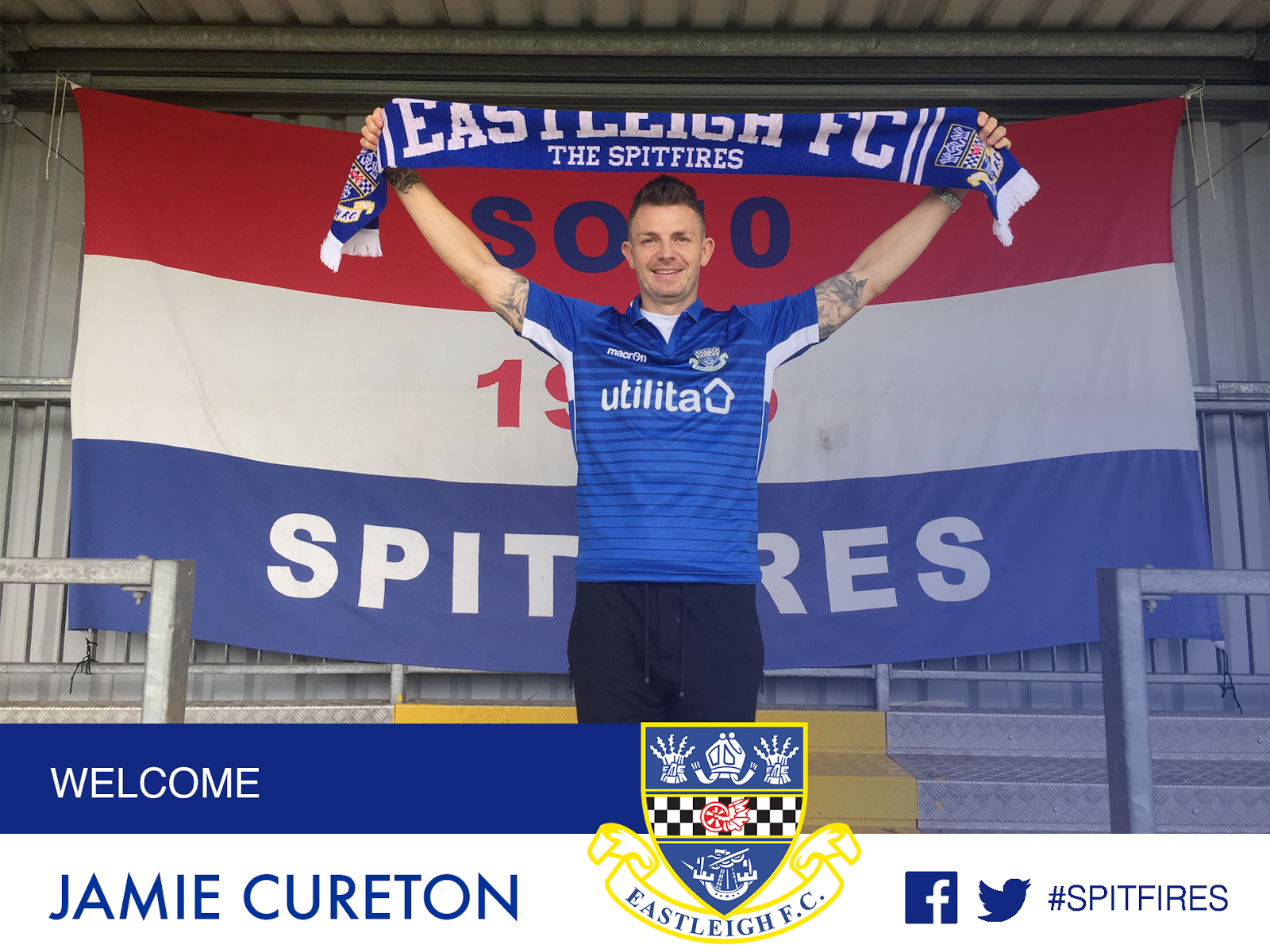 Jamie Cureton signs for Eastleigh