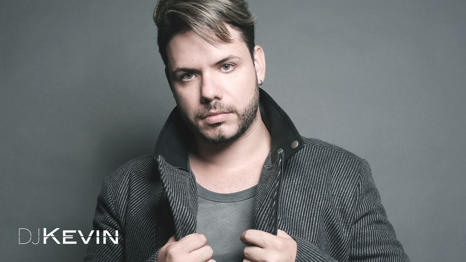 AGBNews - Rosely Rodrigues: Palco não aguenta e faz DJ Kevin 'sumir'