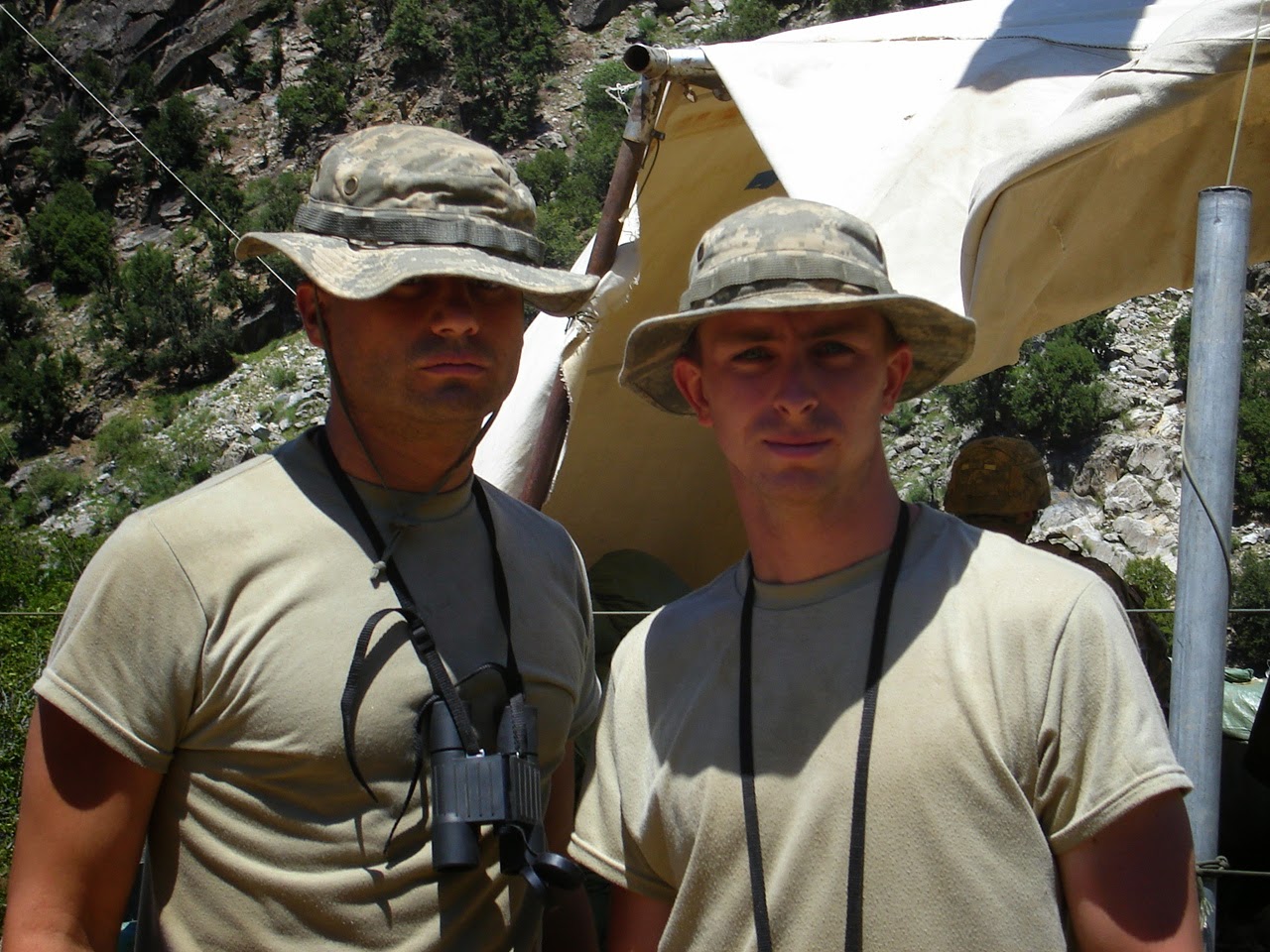 Forward observer Afghanistan : forward observer Afghanistan