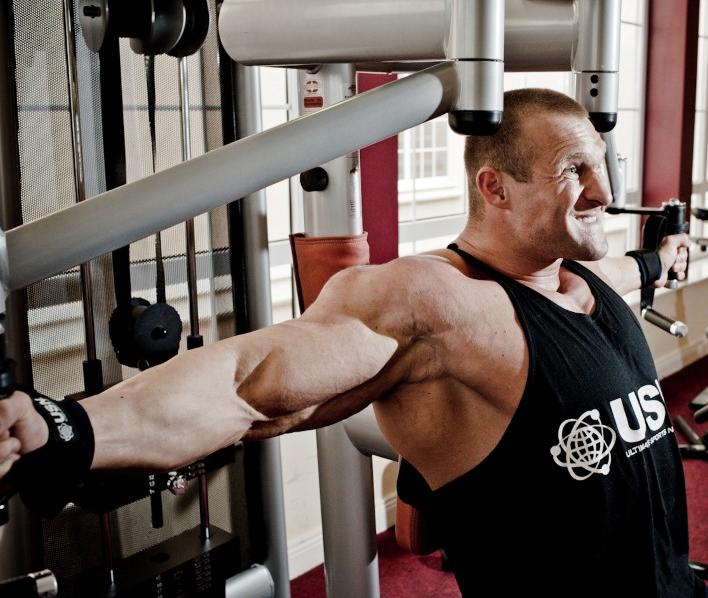 LA PERFECTION FAITE HOMME