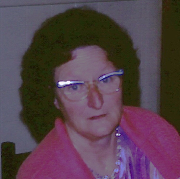 MEMORIES FROM MY LIFE.: PAGES 11 T0 20 Alan, Mum and Dad’s third child