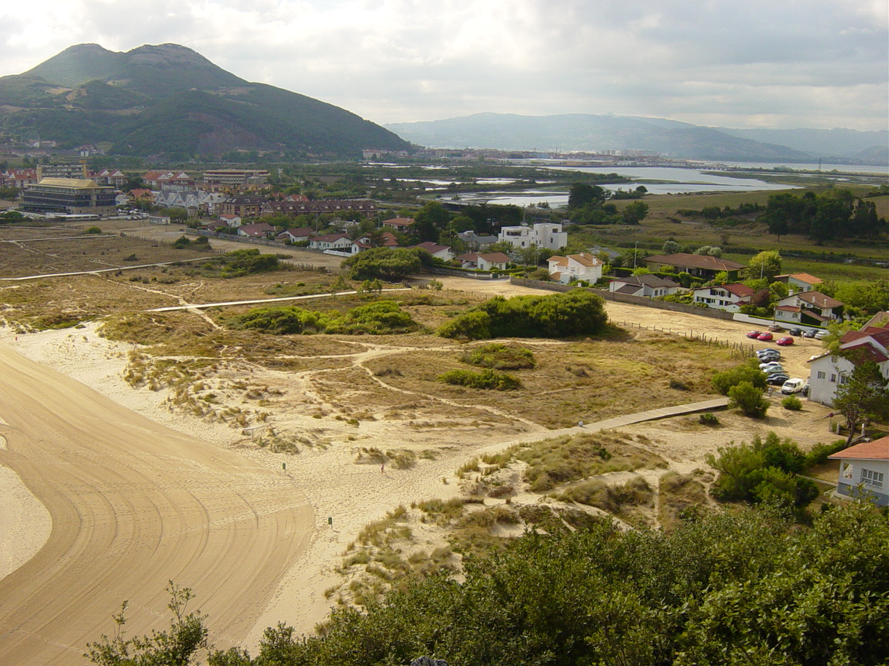 Periplo: 134.- Playa de Berria y Ría del Boo (Cantabria)