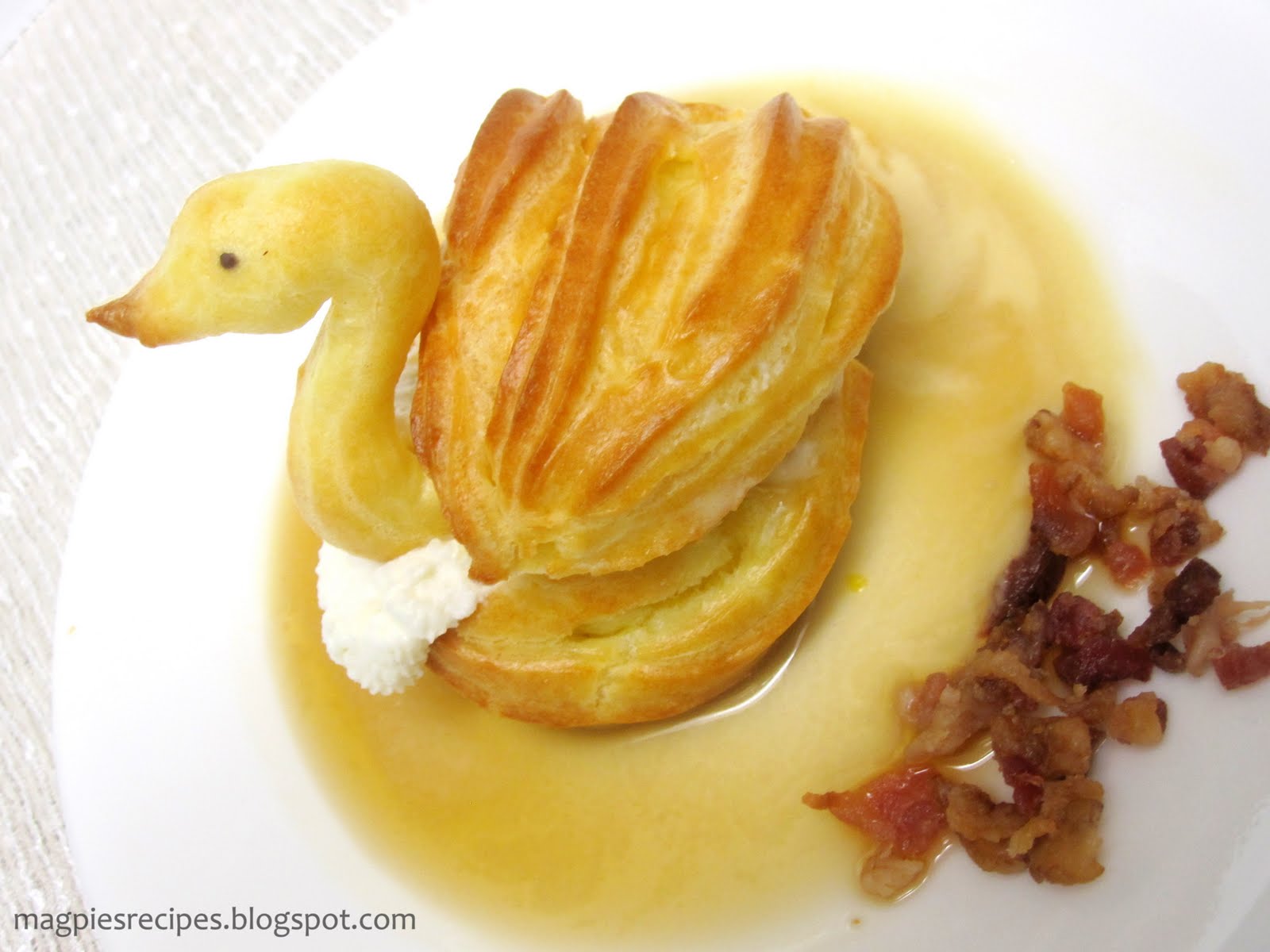 Magpie's Recipes: DB:Maple mousse in an edible container-Swan Cream Puff
