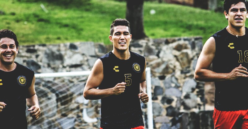 CONFIRMADO: El primer refuerzo de Tiburones Rojos | FALTA ANUNCIO ...