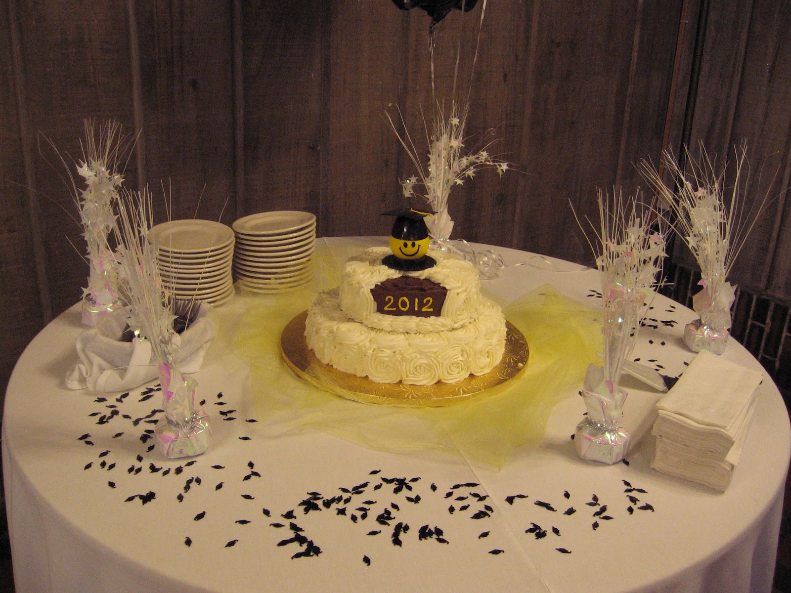 Elegant Party Savvy: Home School Graduation Celebration