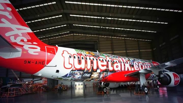Tune Talk - AirAsia Livery Launch - Mistah Fong