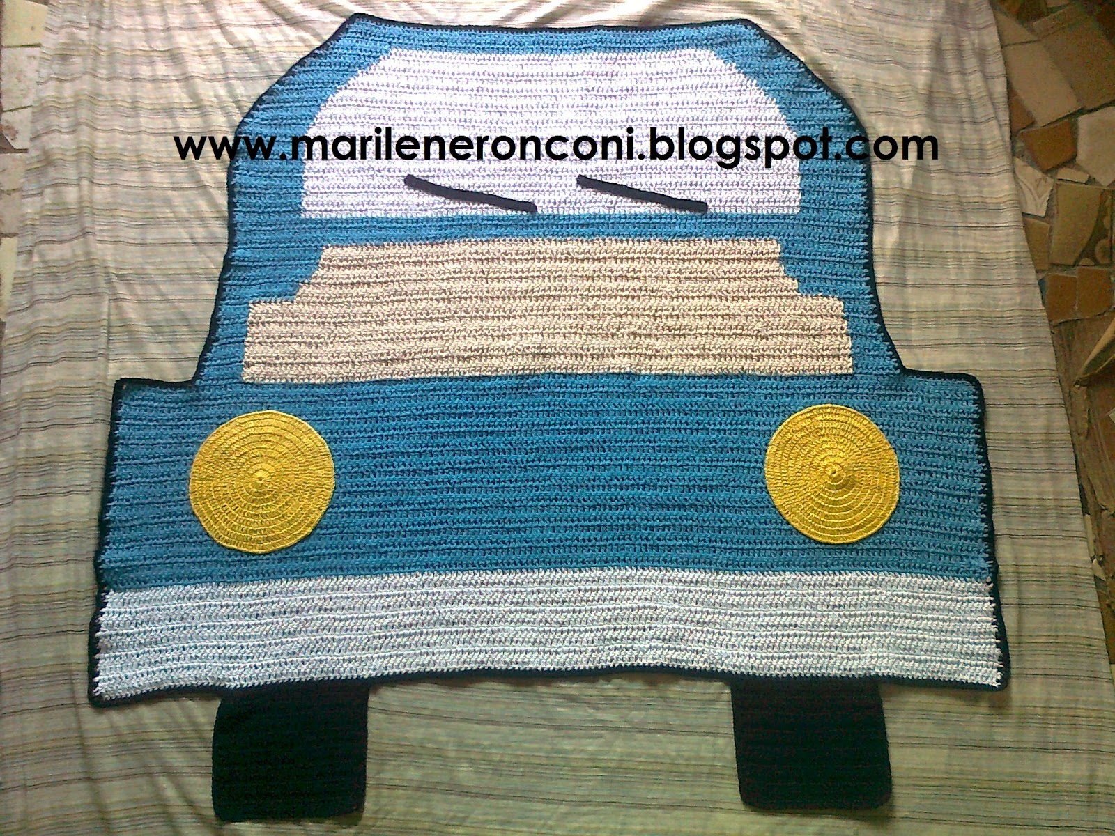 Marilene Ronconi Tricot e Crochet: TAPETE CROCHET "CARRO"