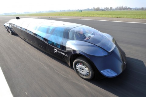 Fastest bus in Dubai travels 250kph