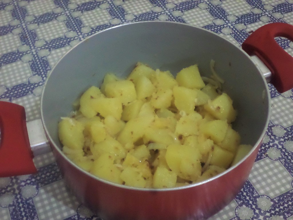 Dicas Diversas: BATATA REFOGADA