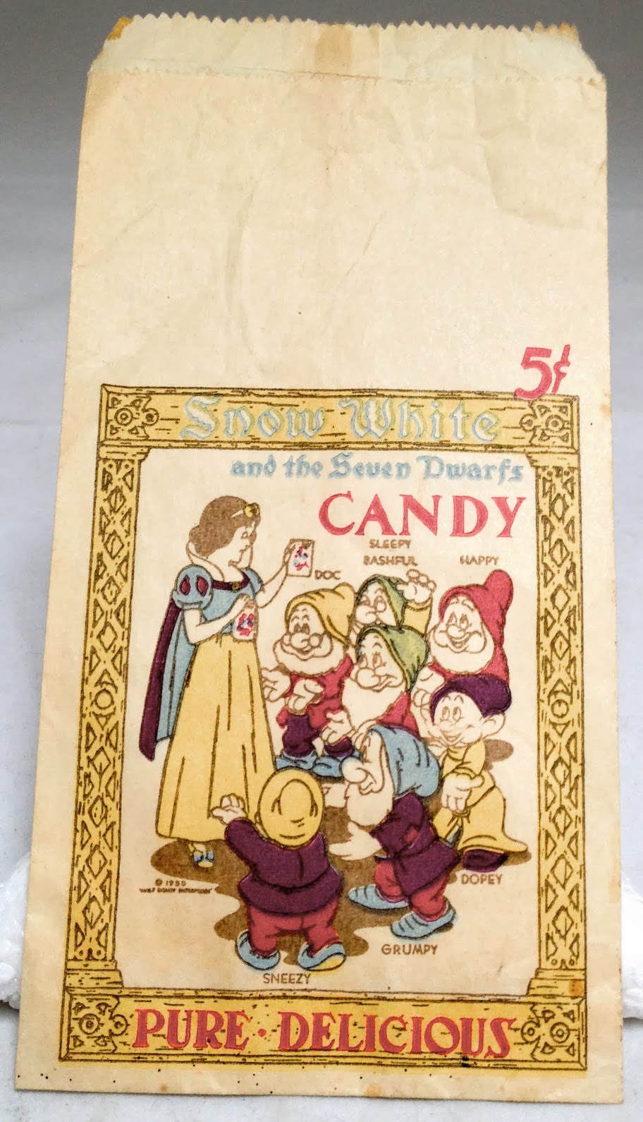 Filmic Light - Snow White Archive: Vintage Snow White Candy Bag