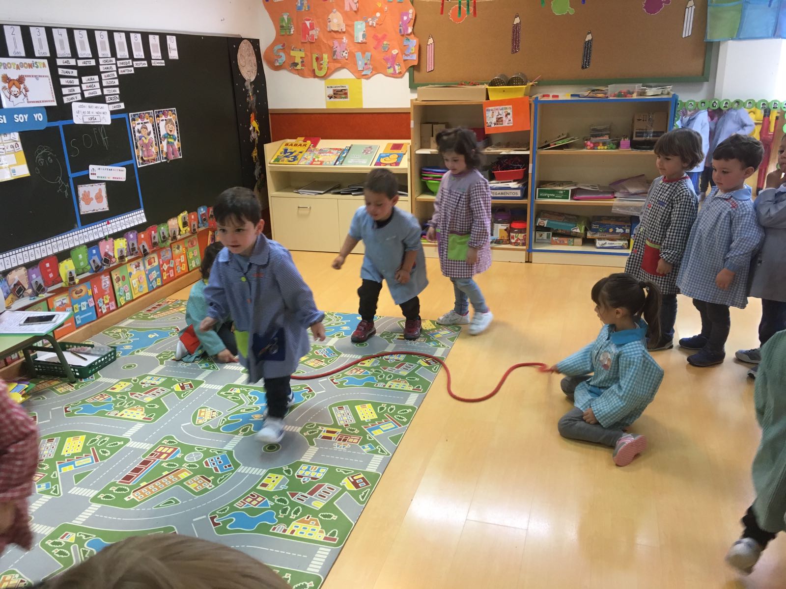 EDUCACIÓN INFANTIL: JUEGOS TRADICIONALES V: LA COMBA