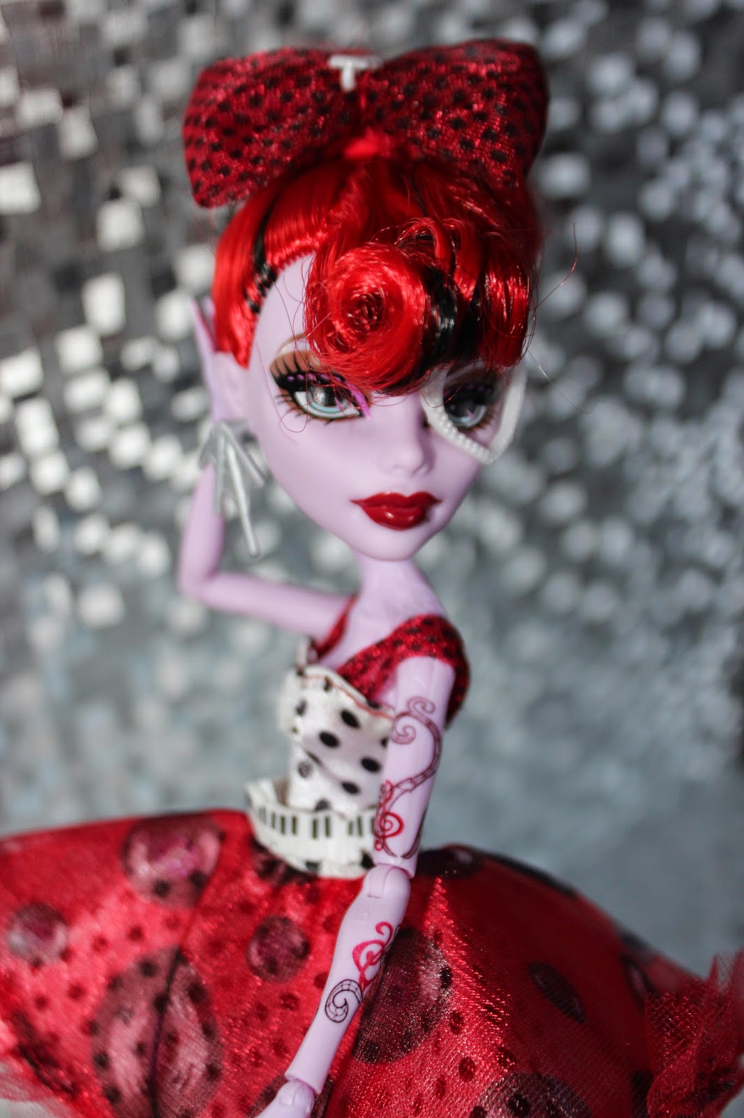 PLANET OF THE DOLLS: Doll-A-Day 209: Monster High Dot Dead Gorgeous ...