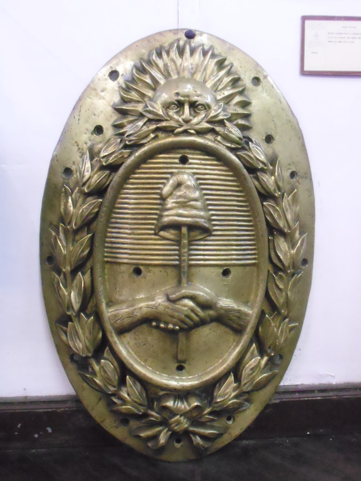 Heráldica en la Argentina: Heráldica en el Museo Naval de la Nación ( 2 ...